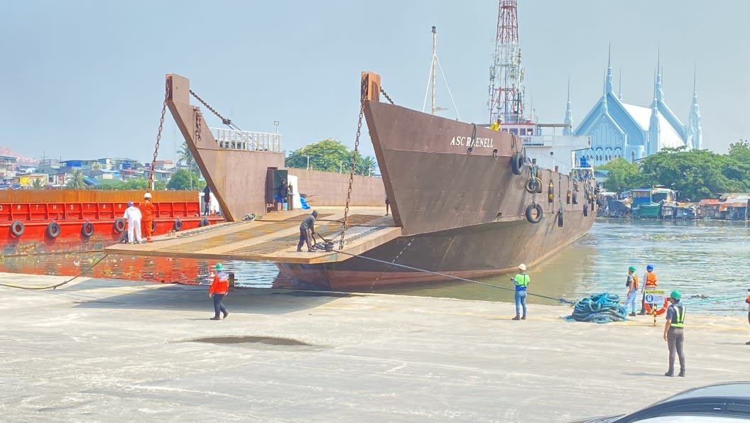 Commercial Berthing - Manila Integrated Cargo Terminal